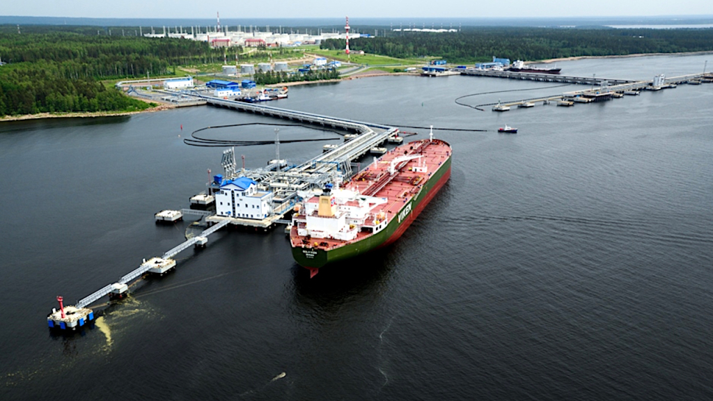 Ukraine tấn công cảng dầu Primorsk của Nga tại biển Baltic