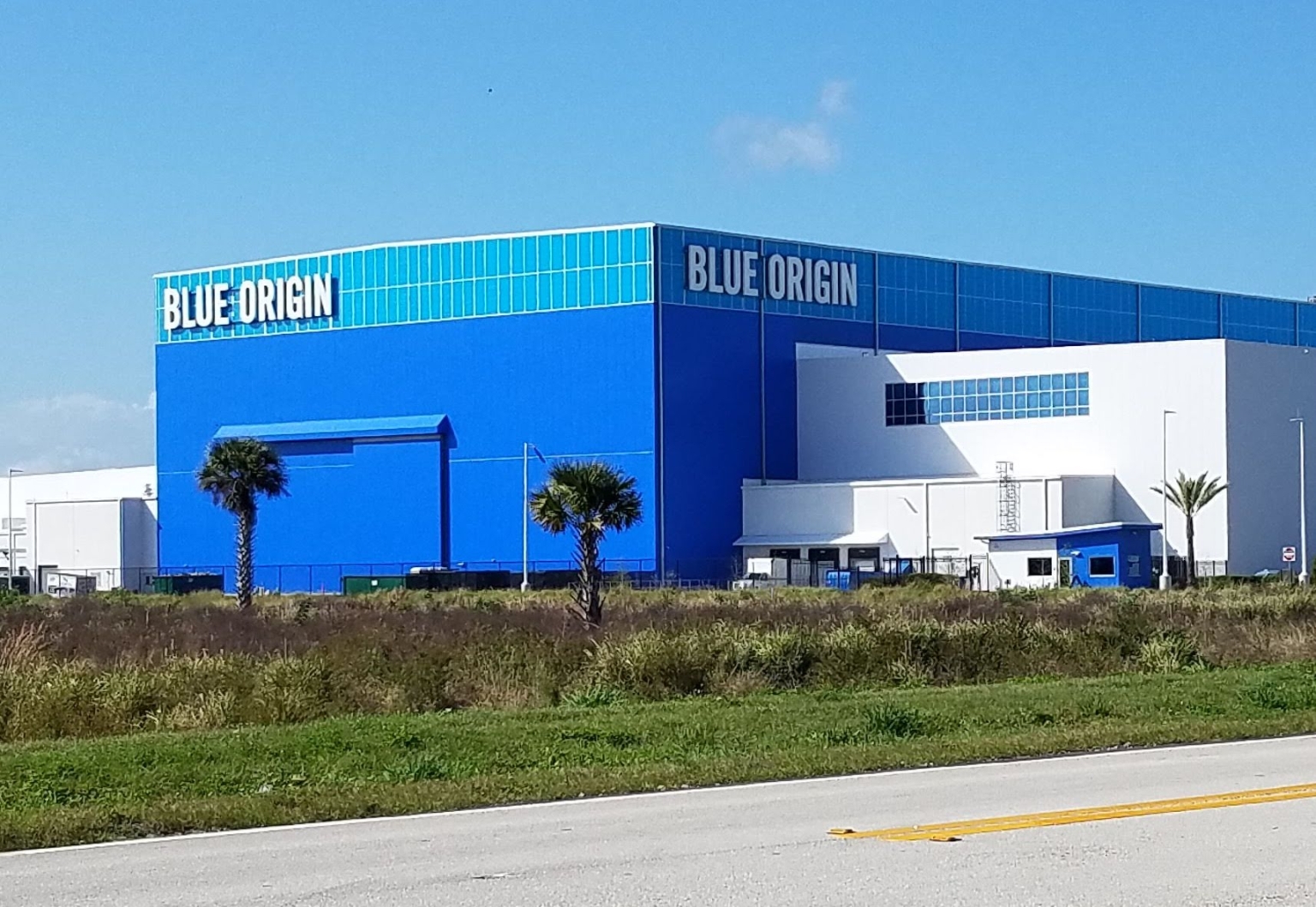 Blue Origin tung dịch vụ internet vệ tinh, trực tiếp cạnh tranh Starlink