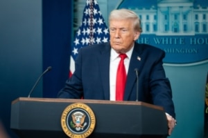Ông Trump: ICE sẽ không can thiệp vào các thành phố Dân chủ trừ khi có ...